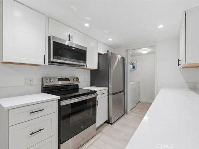 12023 Alta Carmel Ct Unit 253, San Diego, CA 92128