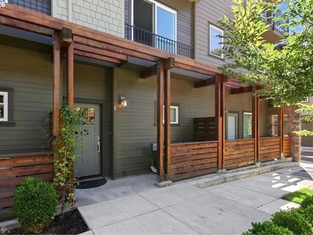 12023 SE High Creek Rd Unit E, Happy Valley, OR 97086