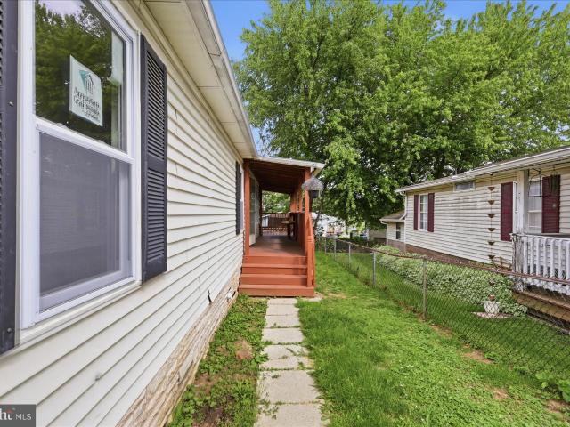 12021 Heather Dr, Hagerstown, MD 21740 | MLS #MDWA2035