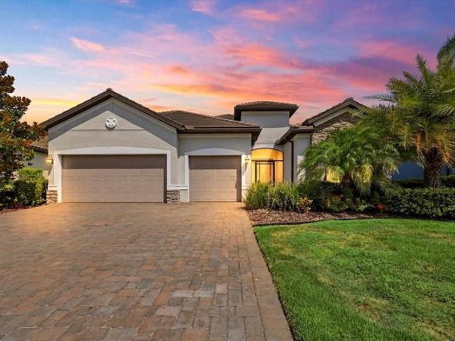 12021 Perennial Pl, Lakewood Ranch, FL 34211