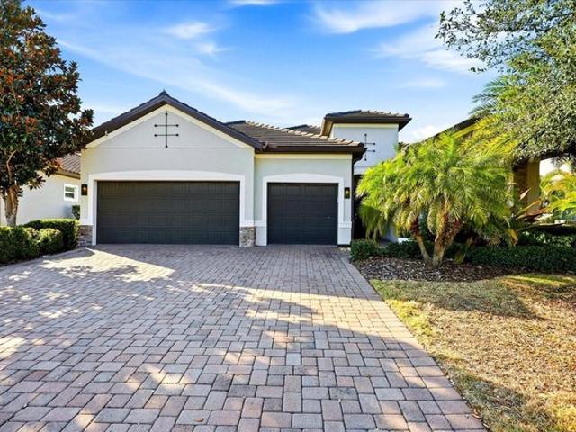 12021 Perennial Pl, Lakewood Ranch, FL 34211