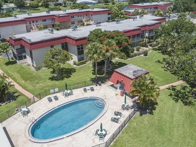 12022 W Greenway Dr Apt 204, Royal Palm Beach, FL 33411