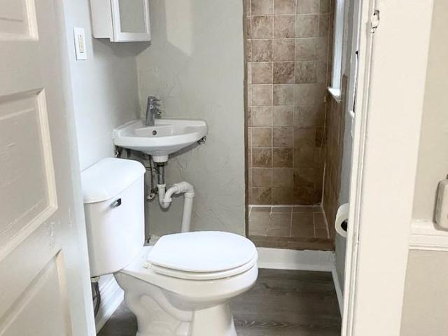 12022 Mayfield Road 1 Bedroom Apartment for Rent at 12022 Mayfield Rd, Cleveland, OH 44106 University