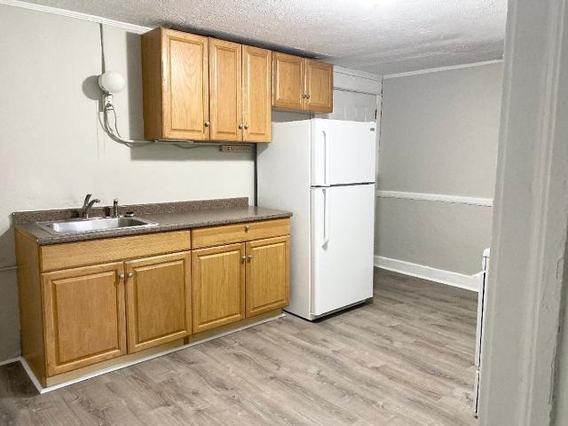 12022 Mayfield Road 2 Bedroom Apartment for Rent at 12022 Mayfield Rd, Cleveland, OH 44106 University
