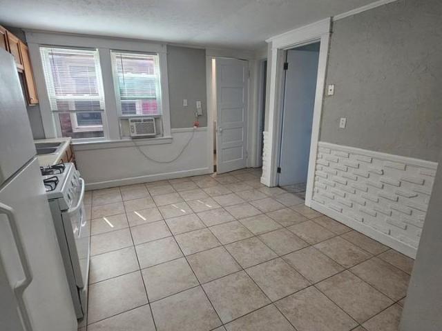 12022 Mayfield Road 2 Bedroom Apartment for Rent at 12022 Mayfield Rd, Cleveland, OH 44106 University