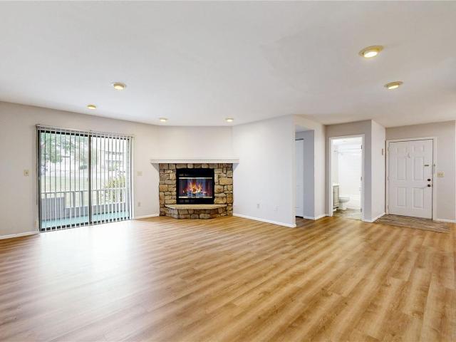 12024 W Cross Drive # 107