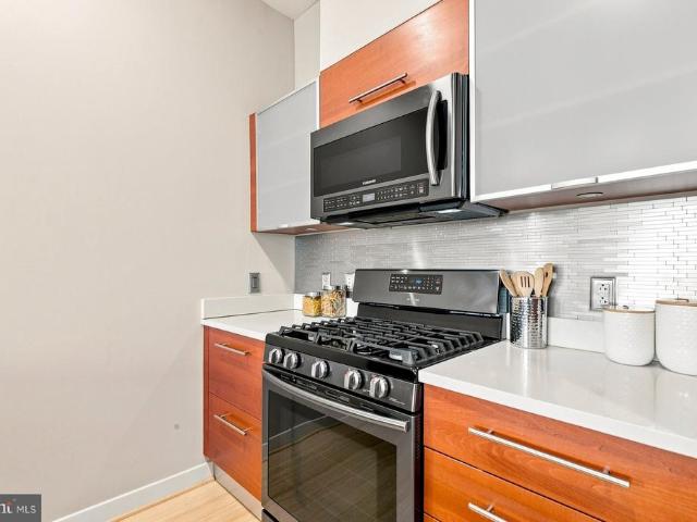 12025 New Dominion Parkway # 321