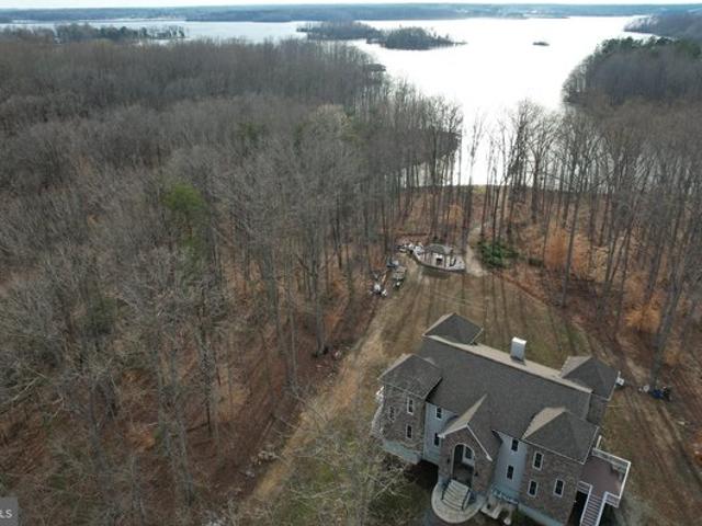 12029 Sycamore Shoals Dr, Bumpass, VA 23024