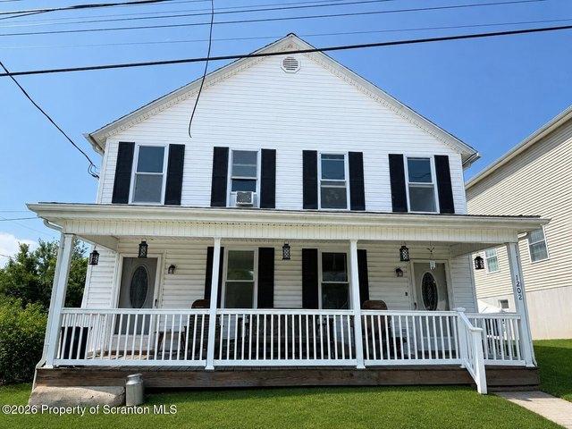 1202 Mine St, Old Forge, PA 18518