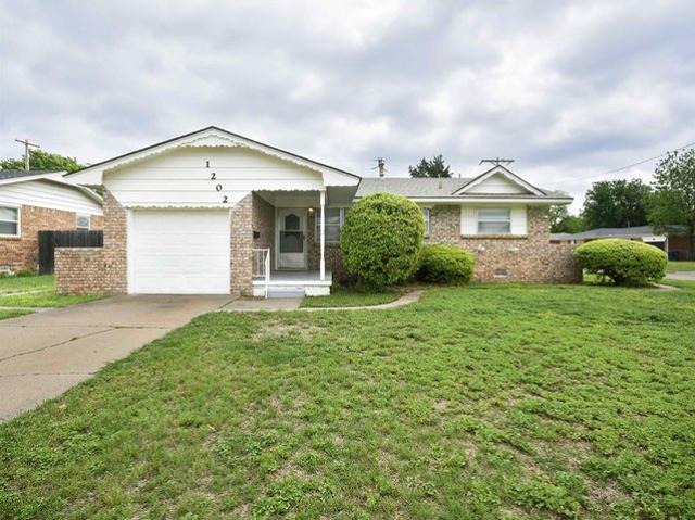 1202 N 21st St, Duncan, OK 73533