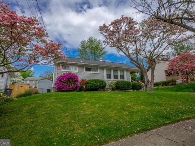 1202 Autre Ct, Rockville, MD 20851
