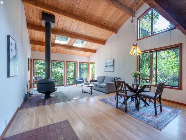 1202 Barber DR