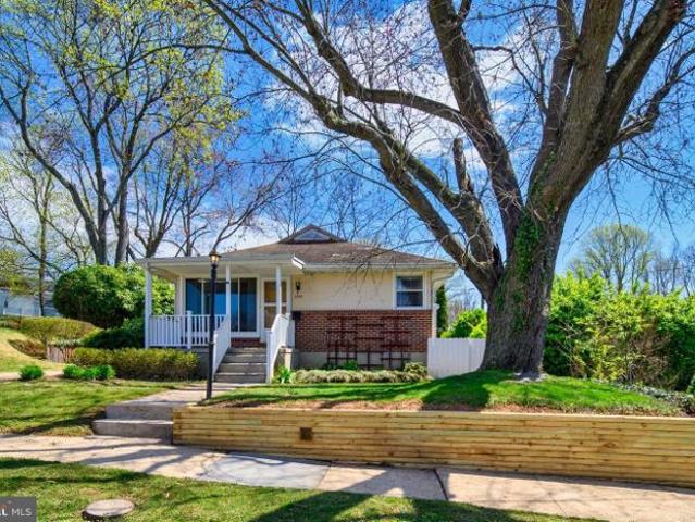 1202 Biddle Pl, Catonsville, MD 21228