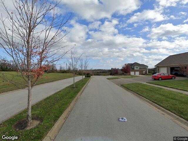 1202 Deerfield Trce, La Grange, KY 40031