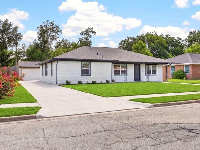 1202 Dogwood Dr, Pasadena, TX 77506