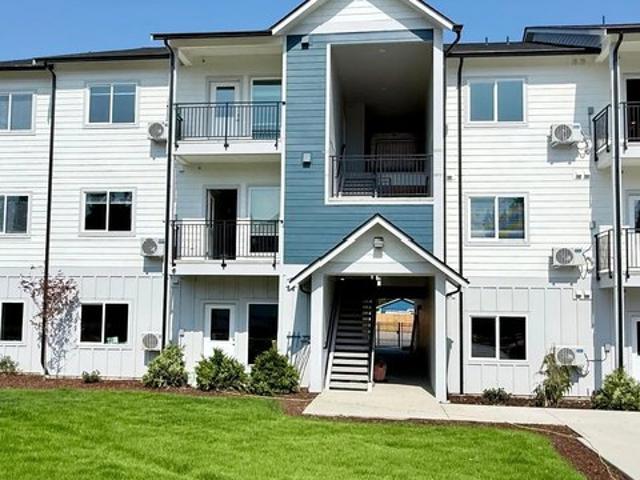 1202 E 72nd St, Tacoma, WA 98404