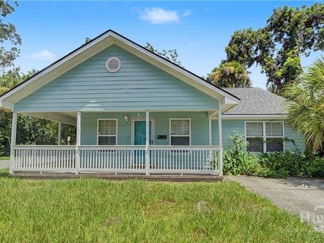 1202 E Waldburg St, Savannah, GA 31404