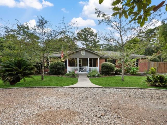 1202 Forest Cove Dr, Kingwood, TX 77339