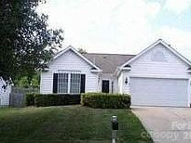 1202 Gretna Green Dr, Charlotte, NC 28217