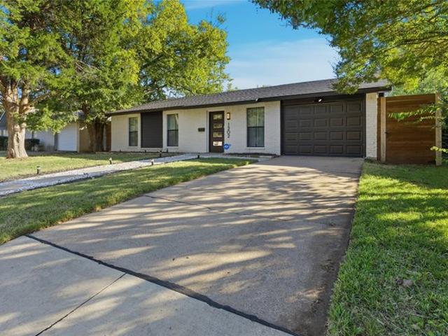 1202 Hillwood Dr, Lewisville, TX 75067