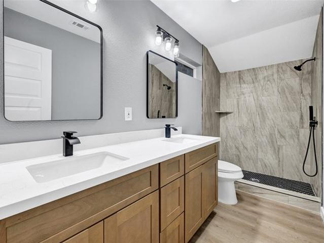 1202 Judy Ct, Houston, TX 77015