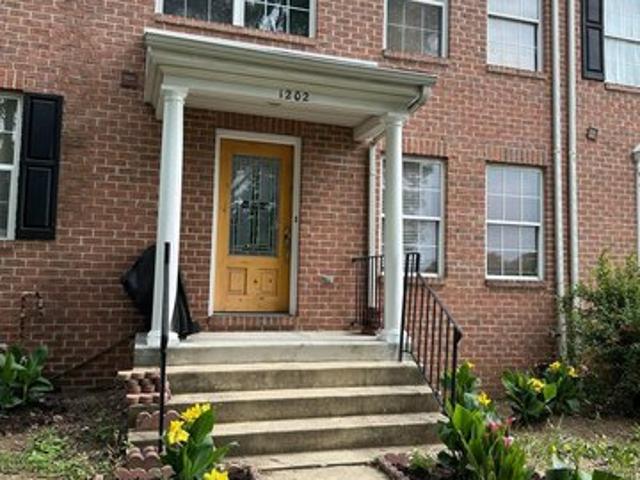 1202 Laurens St, Baltimore, MD 21217