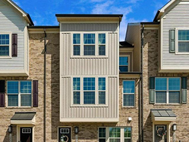1202 Patuxent Greens Dr, Laurel, MD 20708 | MLS #MDPG2199 | Compass