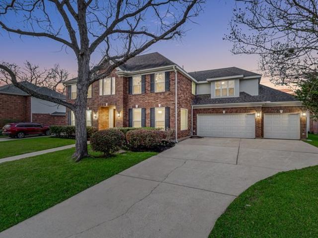 1202 Plantation Dr, Richmond, TX 77406