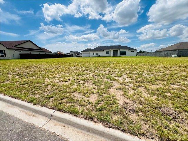 1202 Platinum St, Mission, TX 78572