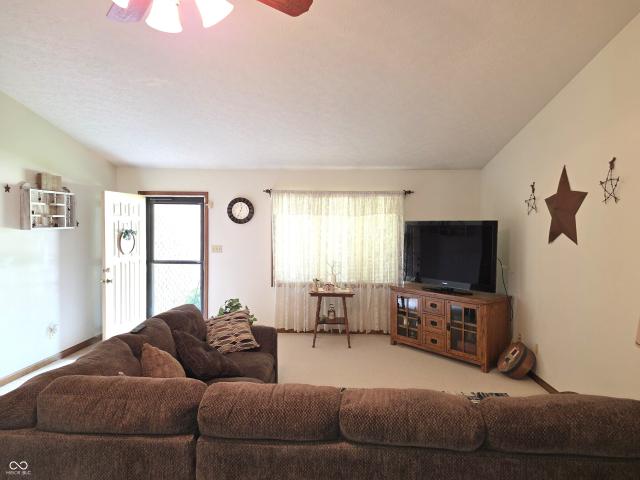 1202 Sycamore Drive # 18