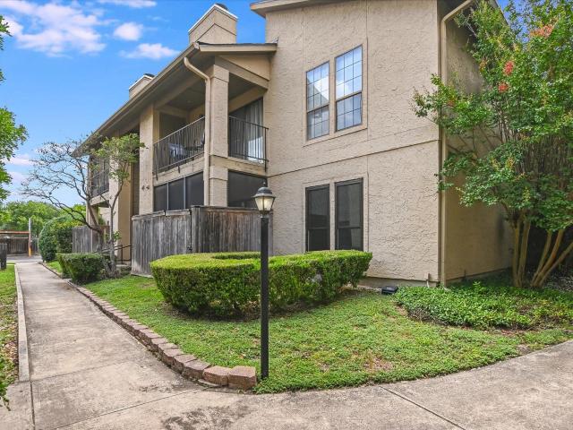 1202 Thorpe Ln # 407