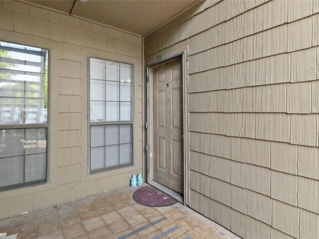 1202 Thorpe Ln # 211