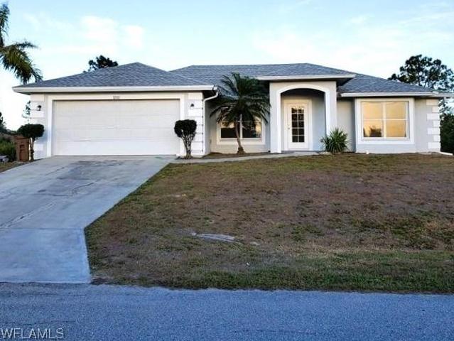 1202 Venice Ave N, Lehigh Acres, FL 33971