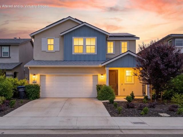 1202 W Prescott Ave, Visalia, CA 93291
