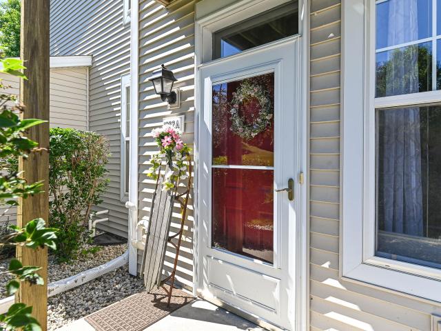 1202 Woodbury Cmn, Unit A