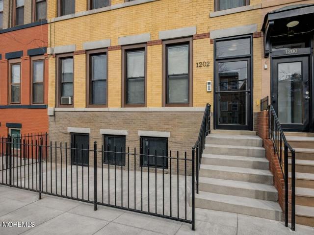 1202 13th Street Unit 6