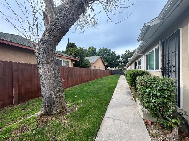 1202 1 Myrtle Ave, Long Beach, CA 90813 | MLS #SB26081 | Compass