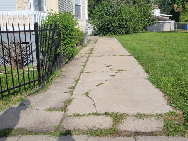 12033 S Wallace St, Chicago, IL 60628 | MLS #12548