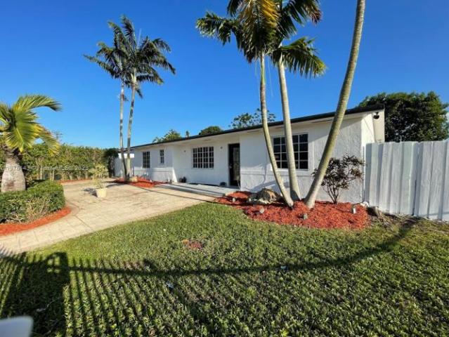 12030 190th Ter SW, Miami, FL 33177