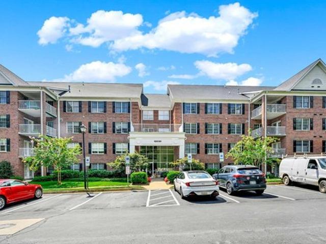 12030 Tralee Rd Unit 305, Timonium, MD 21093
