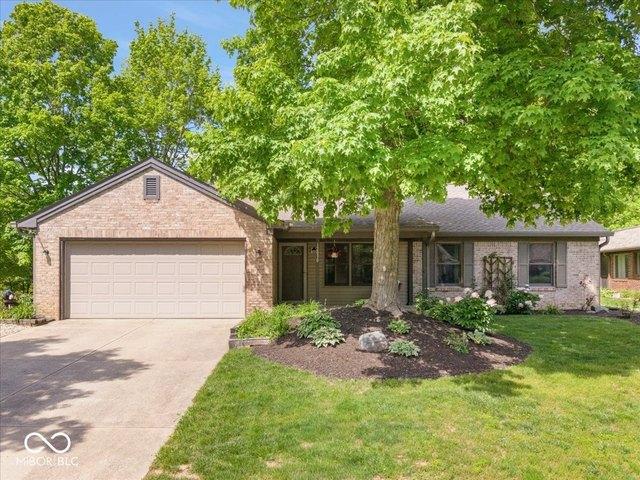 12030 Laurel Oak Dr, Indianapolis, IN 46236