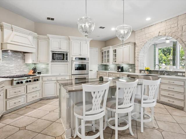 12034 Drujon Lane