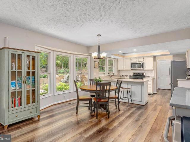 12035 Lake Newport Road