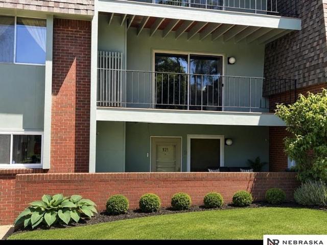 12035 Pierce Plz Apt 121, Omaha, NE 68144