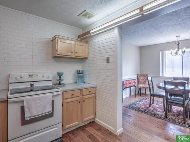 12035 Pierce Plz Apt 222, Omaha, NE 68144
