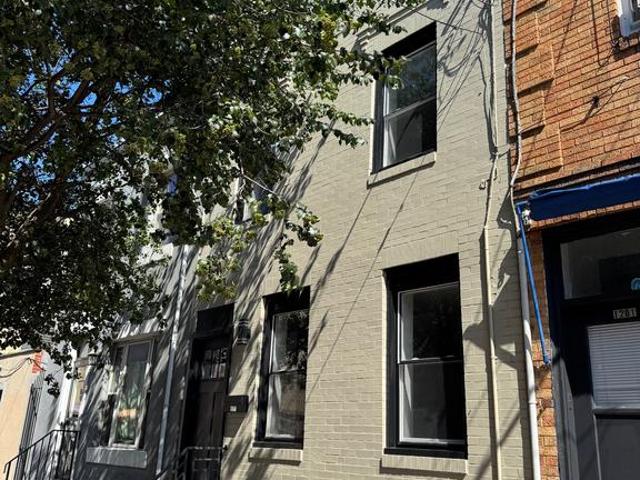 1203 Moore Street