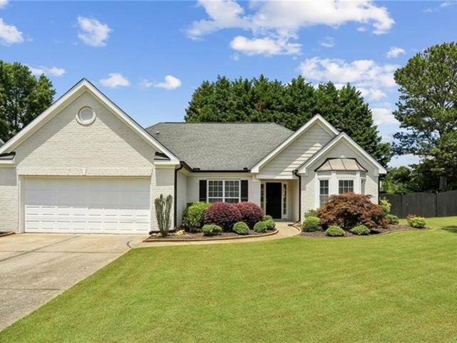 1203 Oakmont Ridge Dr, Lawrenceville, GA 30043
