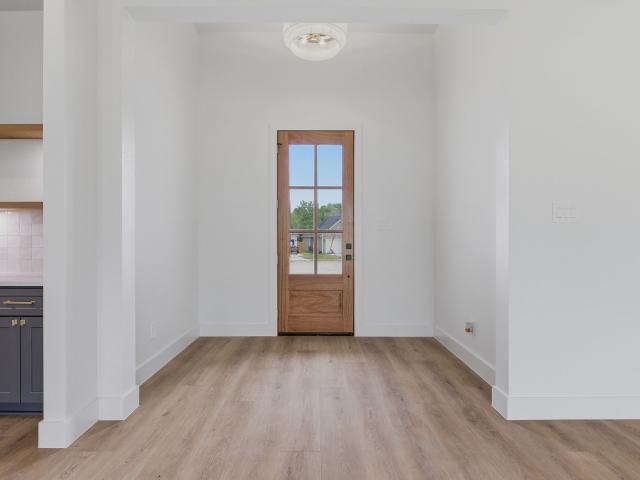 1203 Ada St