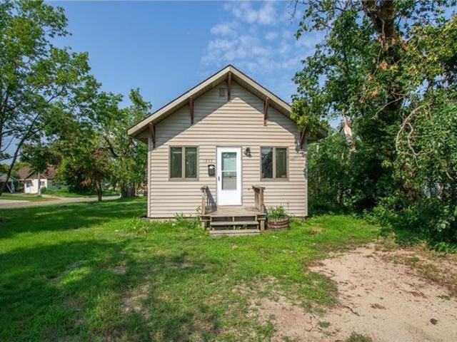 1203 America Ave NW, Bemidji, MN 56601