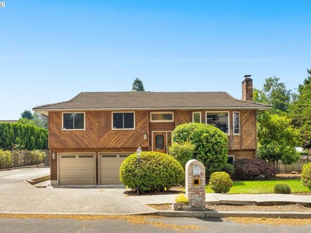 1203 Bexhill St, West Linn, OR 97068